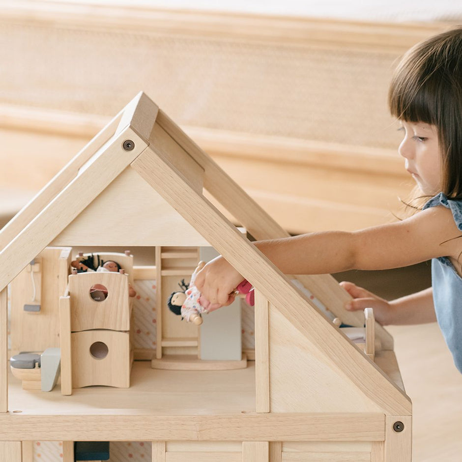 Dollhouses – Allen Rose